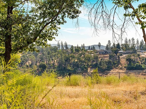 5196 Edgewood Ln, Paradise, CA 95969 | MLS #SN25049982 | Zillow