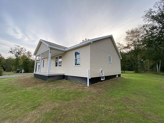 11 Chestnut Street, Unity, ME 04988 | MLS #1572996 | Zillow