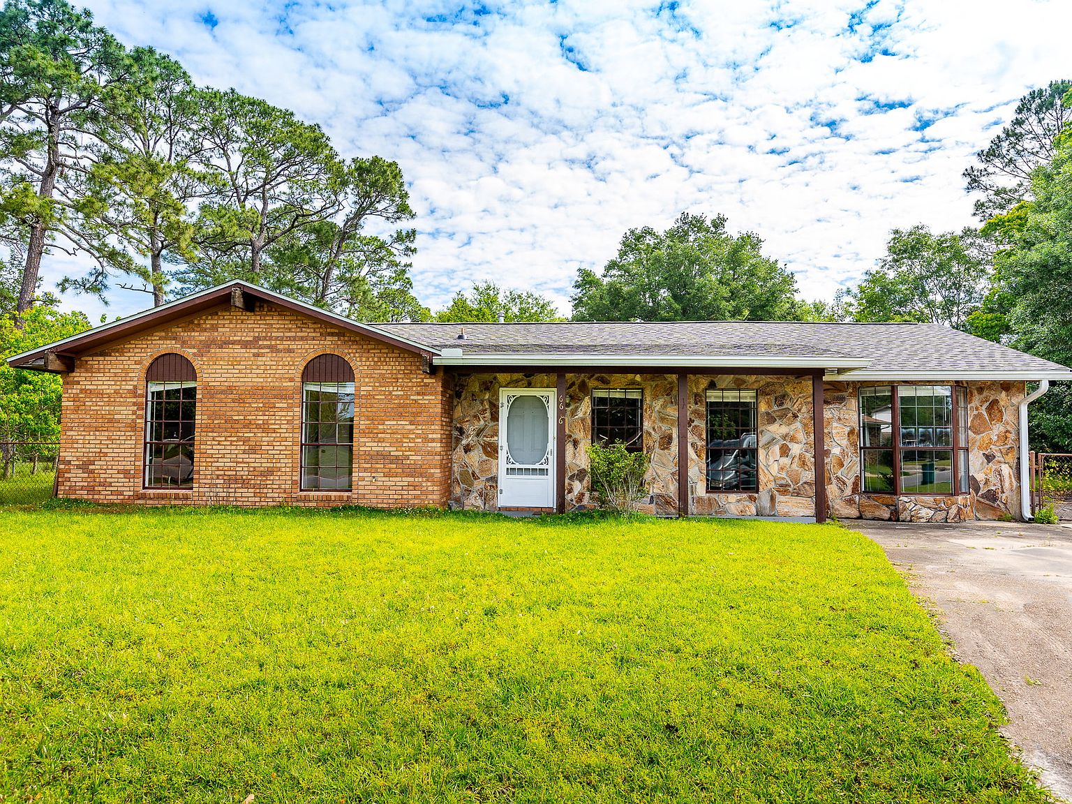 6366 Cortez Cir, Ocean Springs, MS 39564 | Zillow