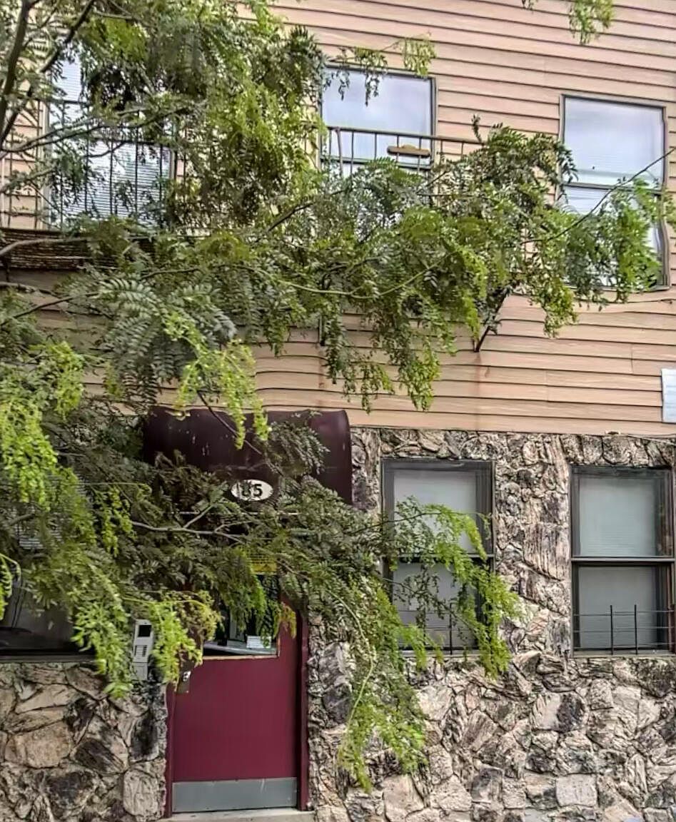 85 Thompson St APT 2L, Staten Island, NY 10304 | Zillow