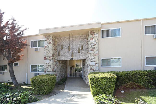 399 Erbes Rd, Thousand Oaks, CA 91362 | Zillow