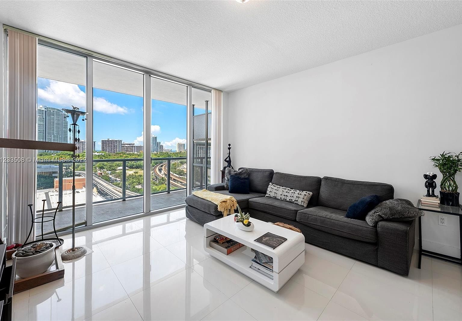 79 SW 12th St APT 1202, Miami, FL 33130 | Zillow