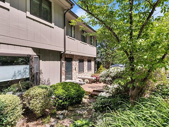 3367 Kelly Ln, Roanoke, VA 24018 | Zillow