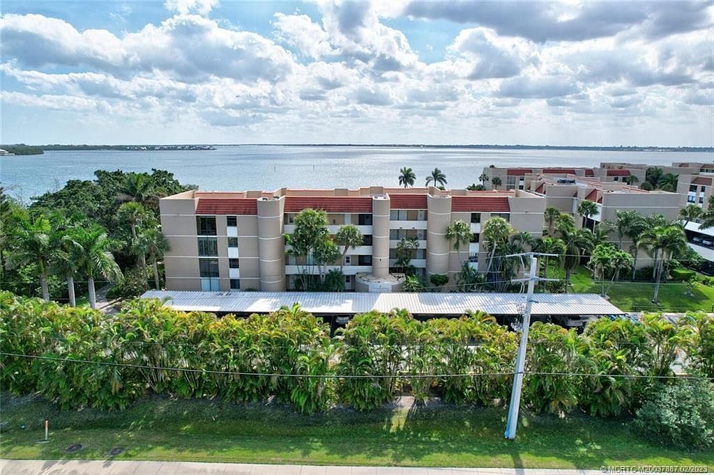3492 NE Causeway Blvd APT 1-304, Jensen Beach, FL 34957 | Zillow
