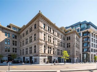 521 Courtney St #211, Victoria, BC V8W 1B6 | MLS #957649 | Zillow