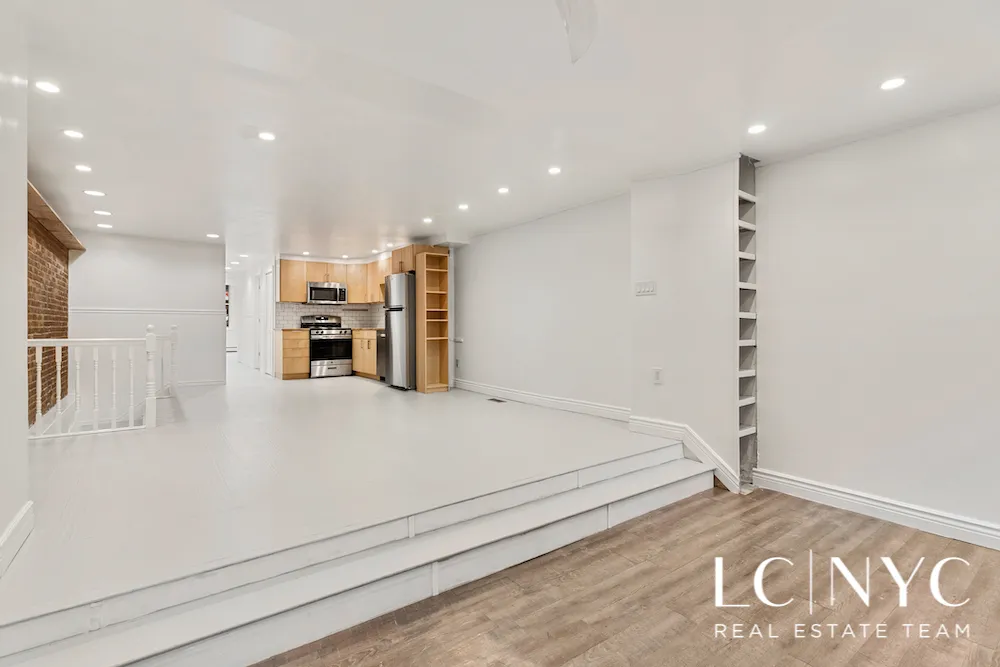 255 West 70th Street #1 in Lincoln Square, Manhattan | StreetEasy