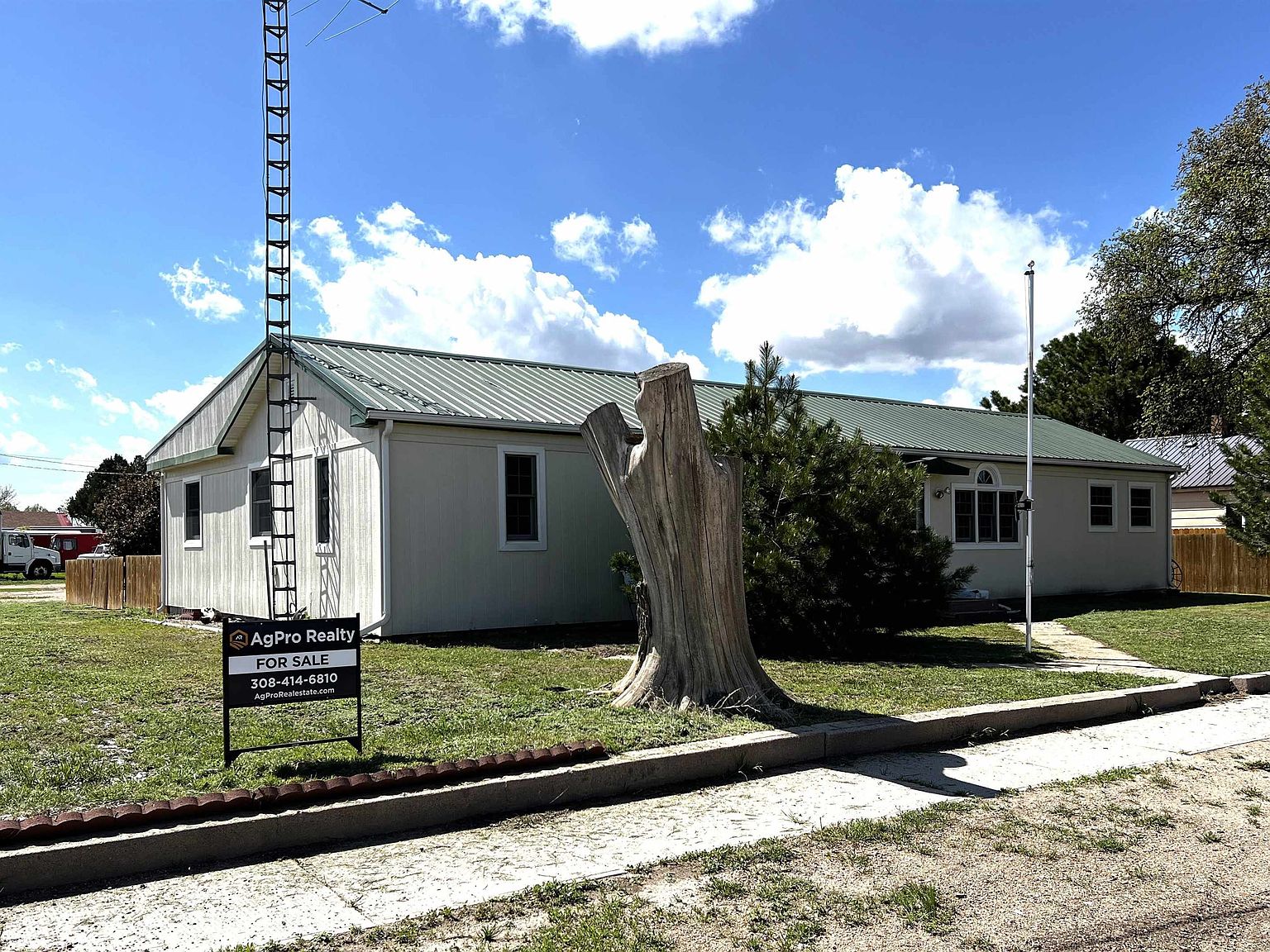 222 S Westmoreland Ave, Venango, NE 69168 | Zillow