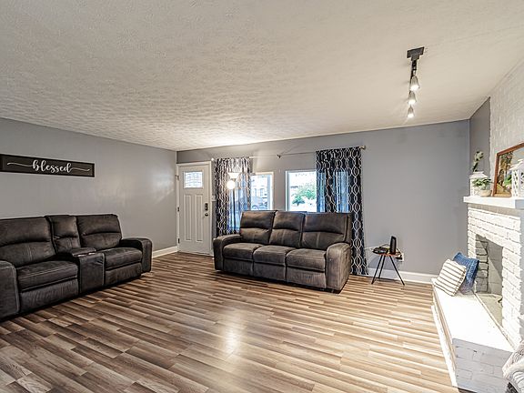 7517 E 35th St, Indianapolis, IN 46226 | MLS #21954306 | Zillow