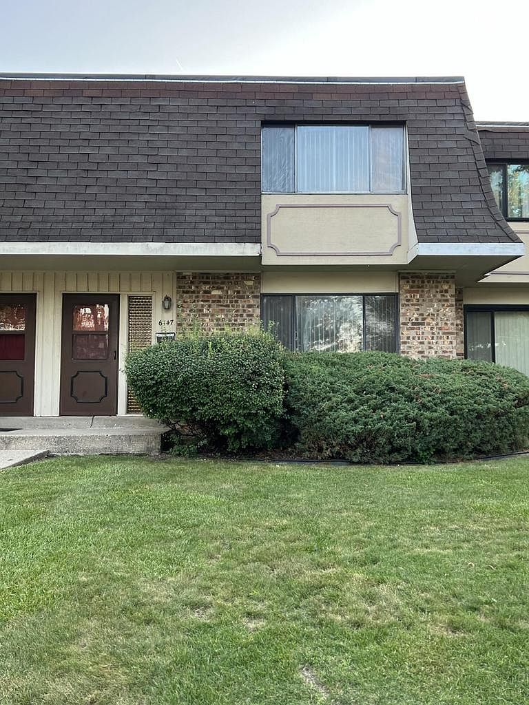 6147 West Calumet ROAD, Milwaukee, WI 53223 | Zillow