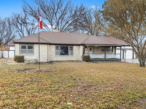 1575 N Womer Dr, Wichita, KS 67203 | Zillow