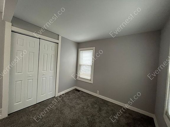 2814 Crooks Rd, Royal Oak, MI 48073 | Zillow