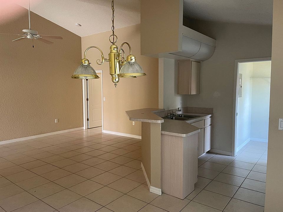 2634-2640 Landover - 2634-2640 Landover Blvd Spring Hill FL (1 units ...