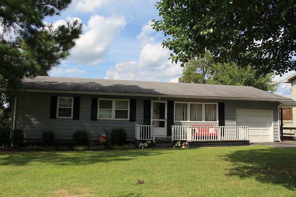 204 Mohawk Ct, Huntington, WV 25705 | Zillow