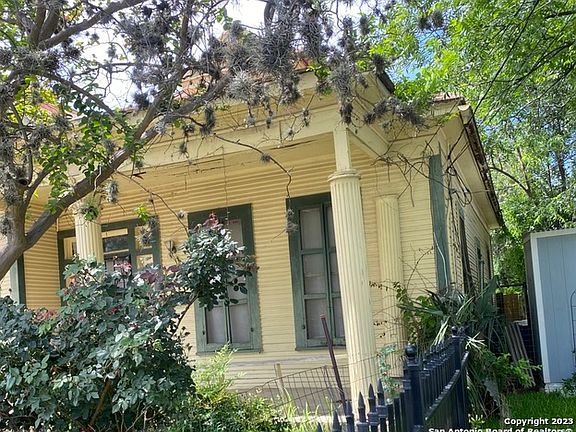825 Burleson St, San Antonio, TX 78202 | MLS #1689502 | Zillow