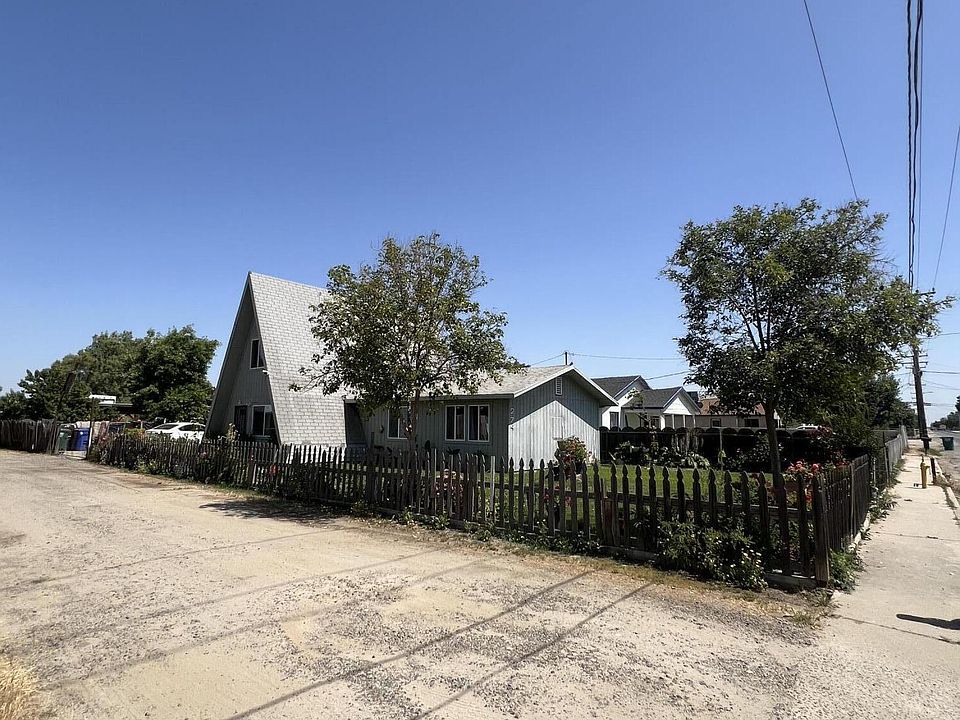 248 S Elm Street UNIT 4, Pixley, CA 93256 | Zillow