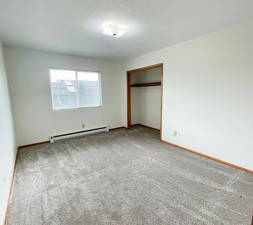 6940 SW Canyon Road Apartments - 6940 SW Canyon Rd Portland OR | Zillow