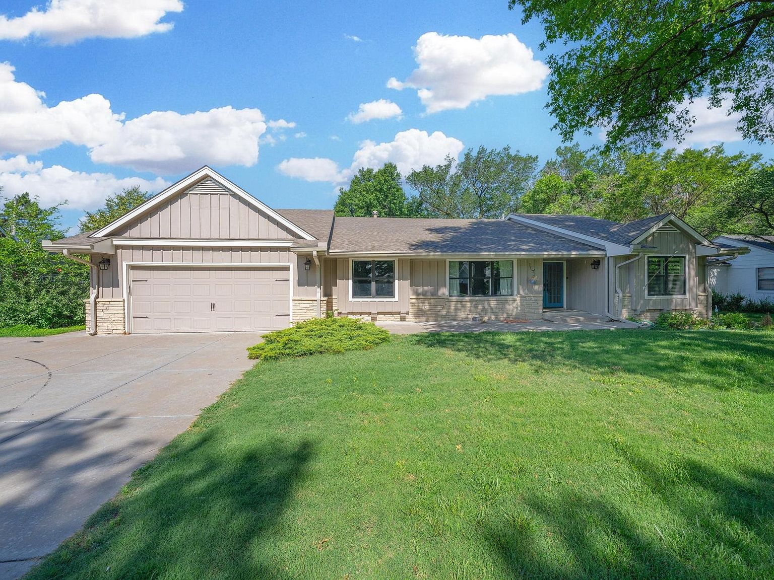 13 S Drury Ln, Wichita, KS 67207 | MLS #623620 | Zillow