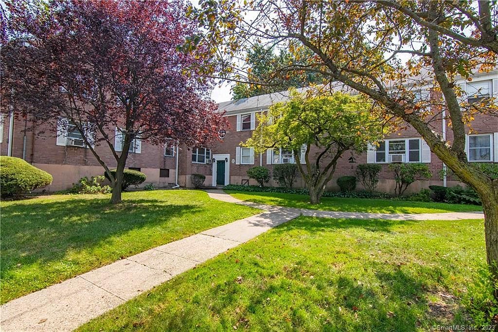 27 Standish Rd APT 1, Stamford, CT 06902 | Zillow