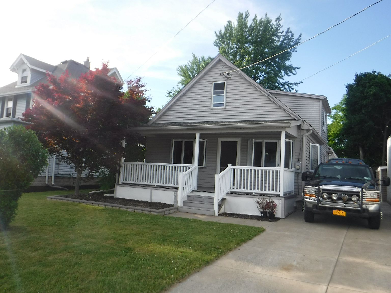 2084 Como Park Blvd, Lancaster, NY 14086 | Zillow