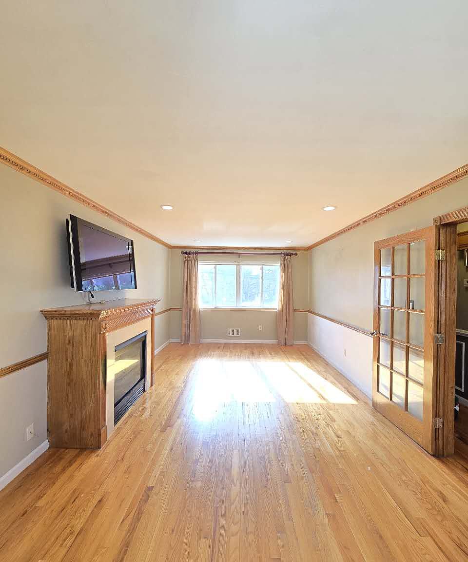 20 Anjali Loop FLOOR 2, Staten Island, NY 10314 | Zillow