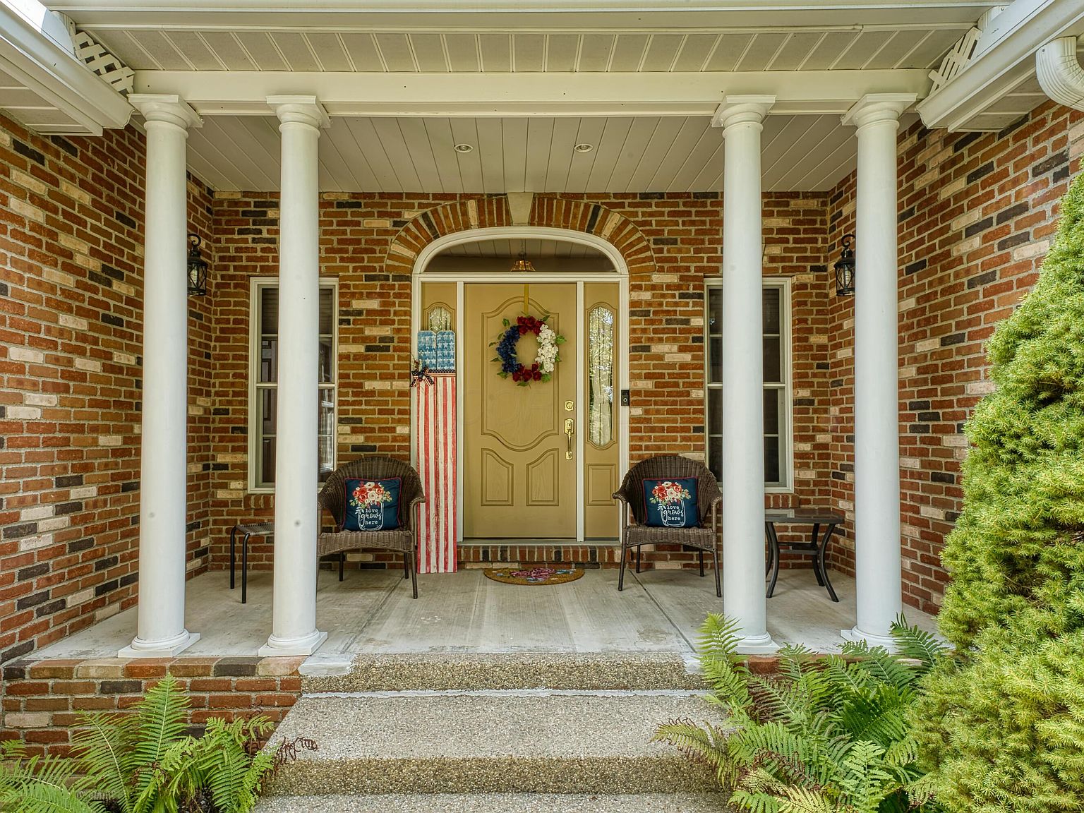 387 Laurel Oaks Ln, Heath, OH 43056 | MLS #225029889 | Zillow