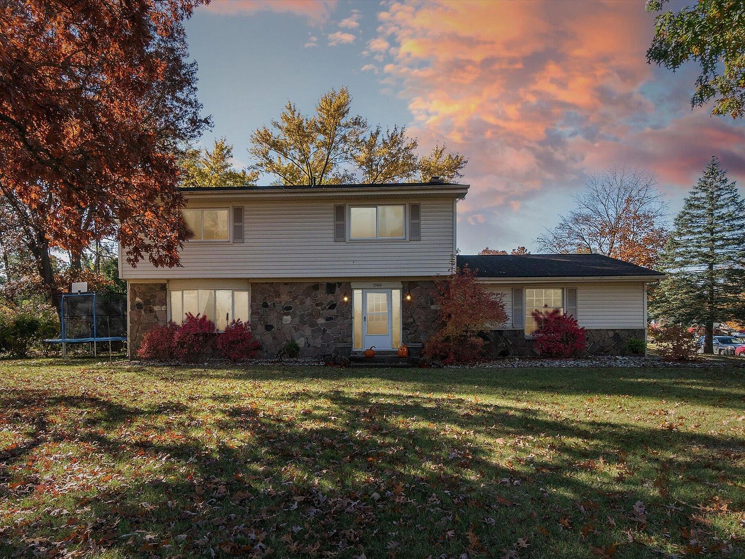 5500 S Jackson Rd, Jackson, MI 49201 | Zillow