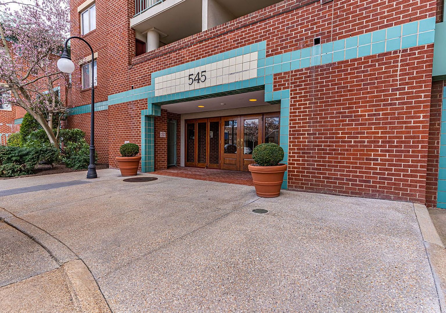 545 E Braddock Rd UNIT 2-5F, Alexandria, VA 22314 | Zillow