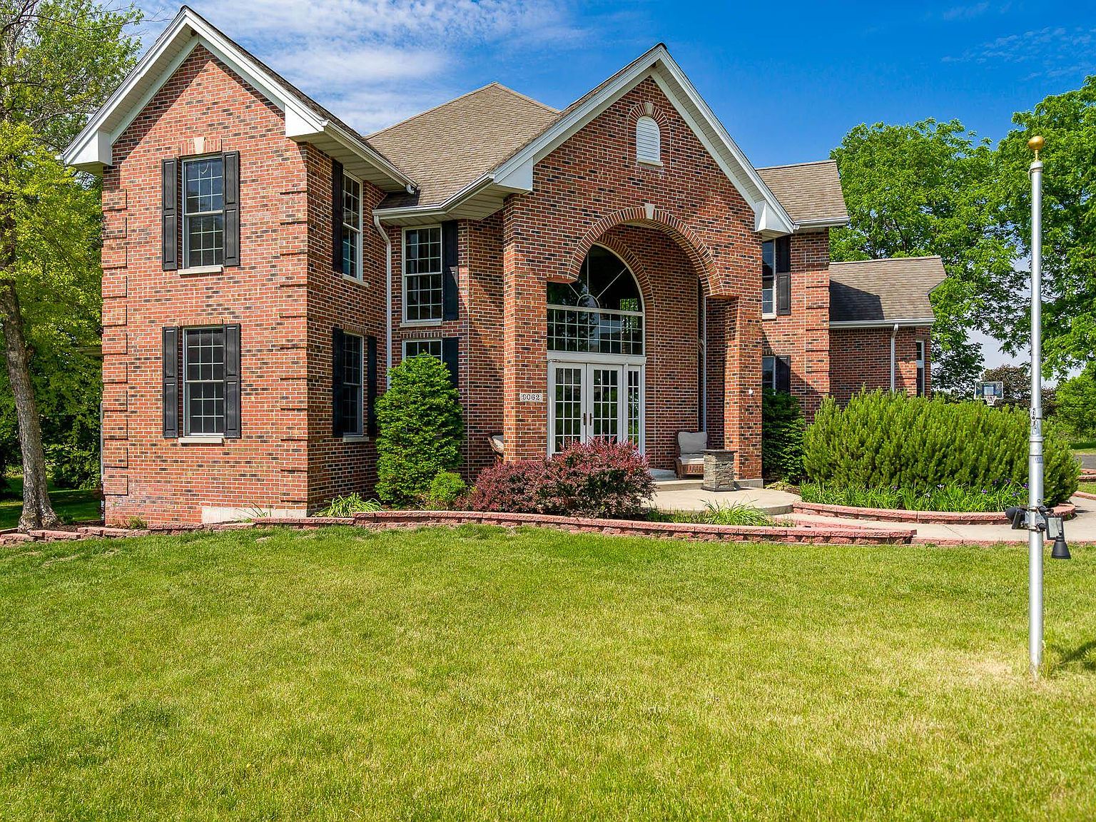 9062 Forest Ridge Dr, Roscoe, IL 61073 | Zillow