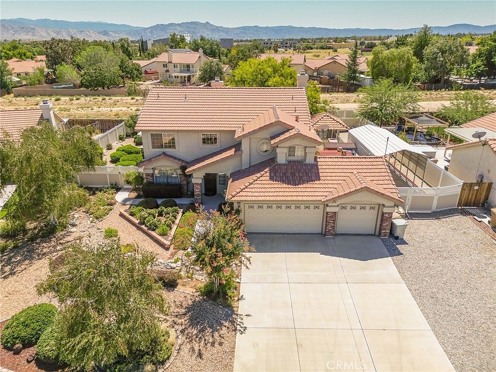 15679 Travis St, Hesperia, CA 92345 | MLS #EV23168075 | Zillow
