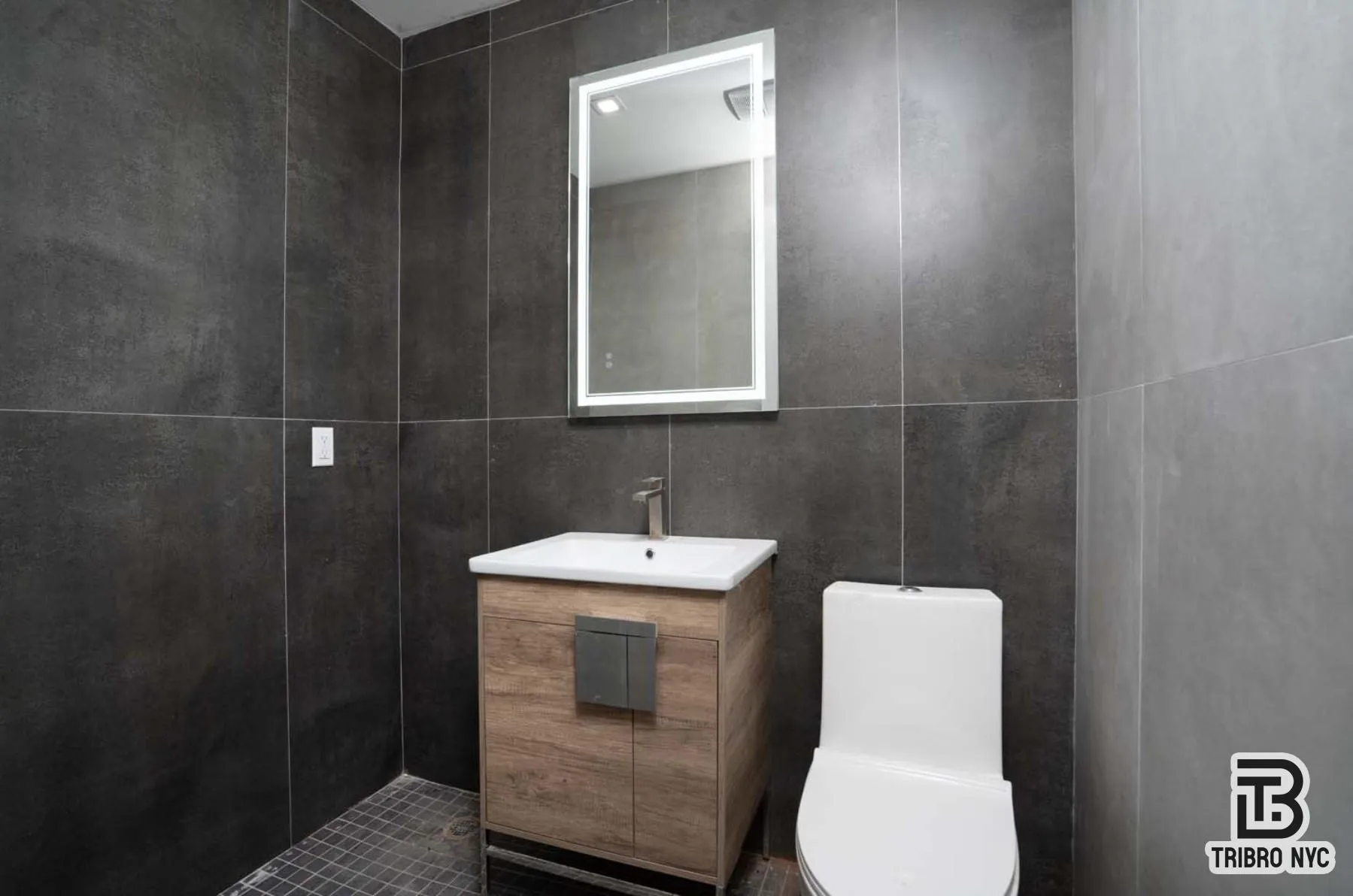 92 Manhattan Avenue #4A in Williamsburg, Brooklyn | StreetEasy