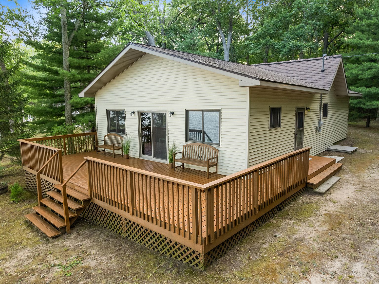 991 55th St, Pullman, MI 49450 | Zillow