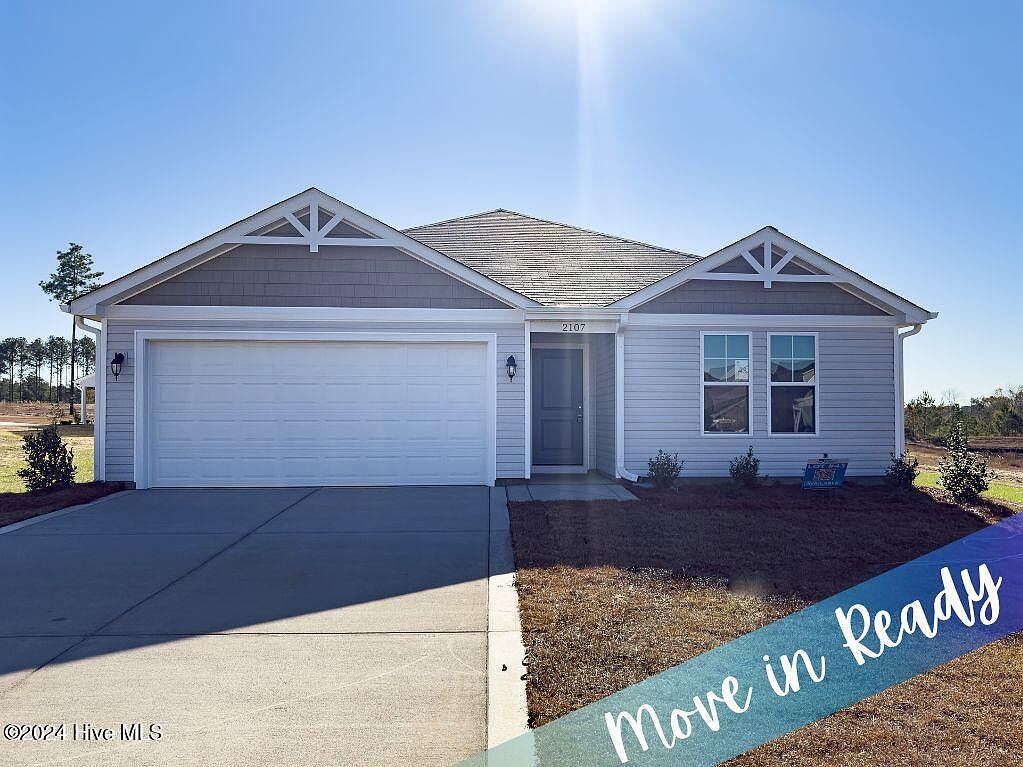 2107 Roadster Pony Lane, Hope Mills, NC 28348 | Zillow