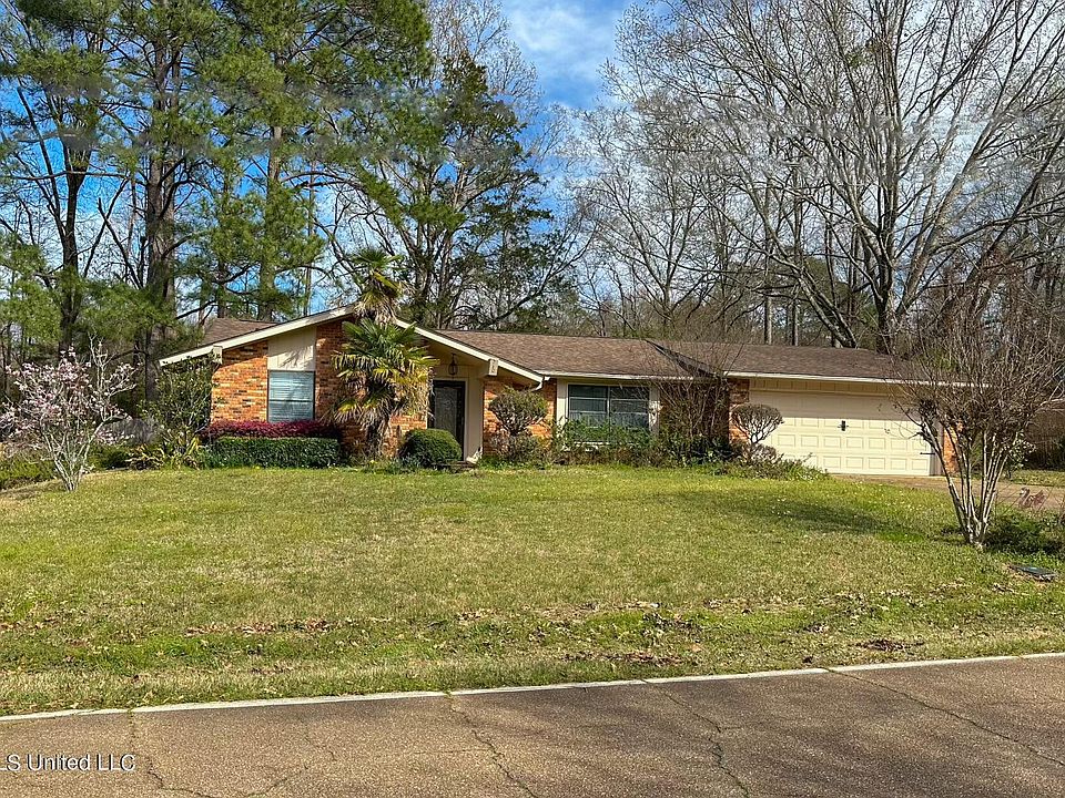 210 Swan Lake Dr, Jackson, MS 39212 | Zillow