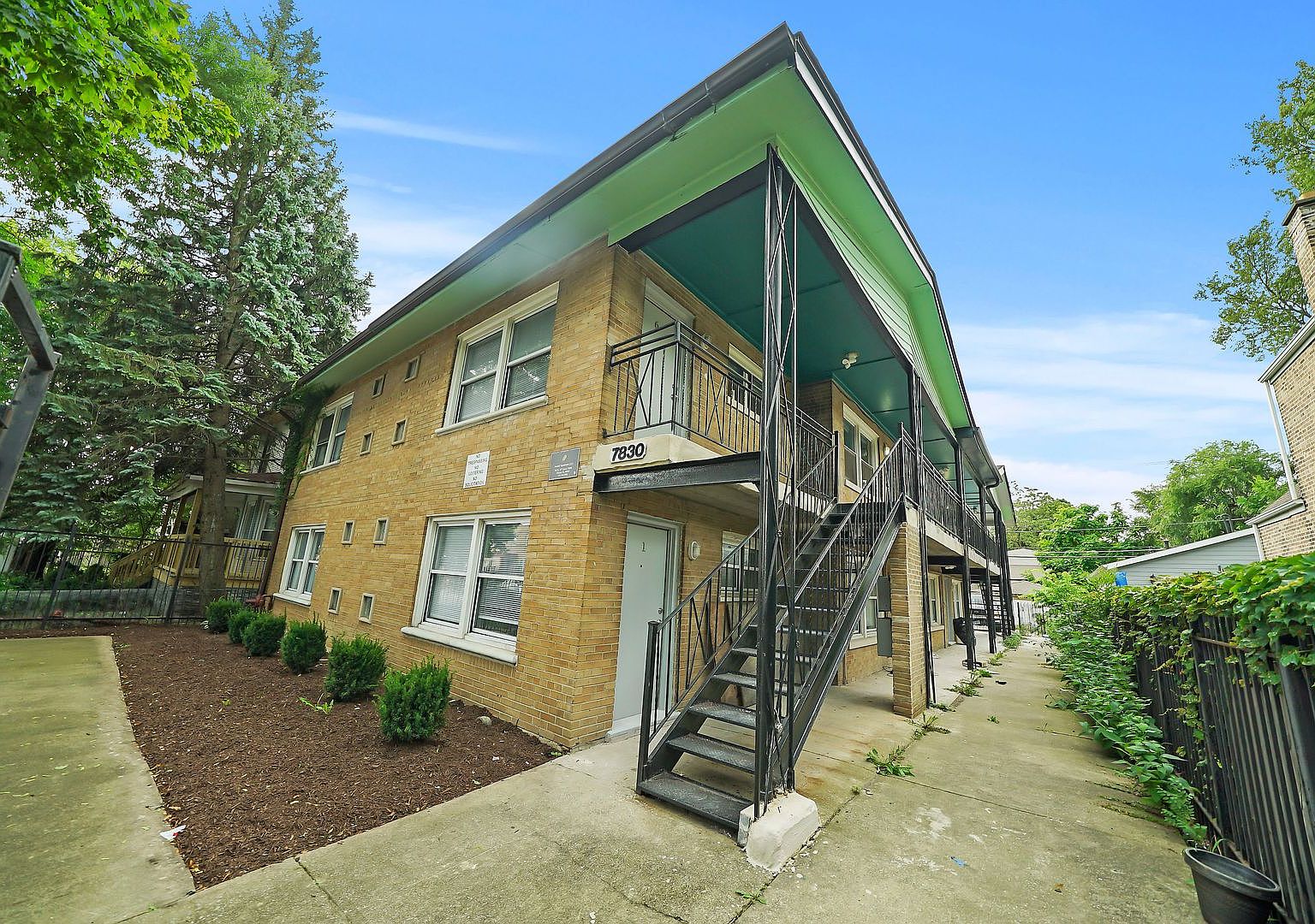 7830 S Yates Blvd #0, Chicago, IL 60649 | Zillow