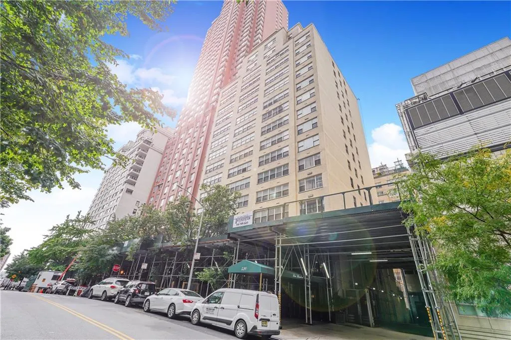 520 East 72nd Street #2G in Lenox Hill, Manhattan | StreetEasy