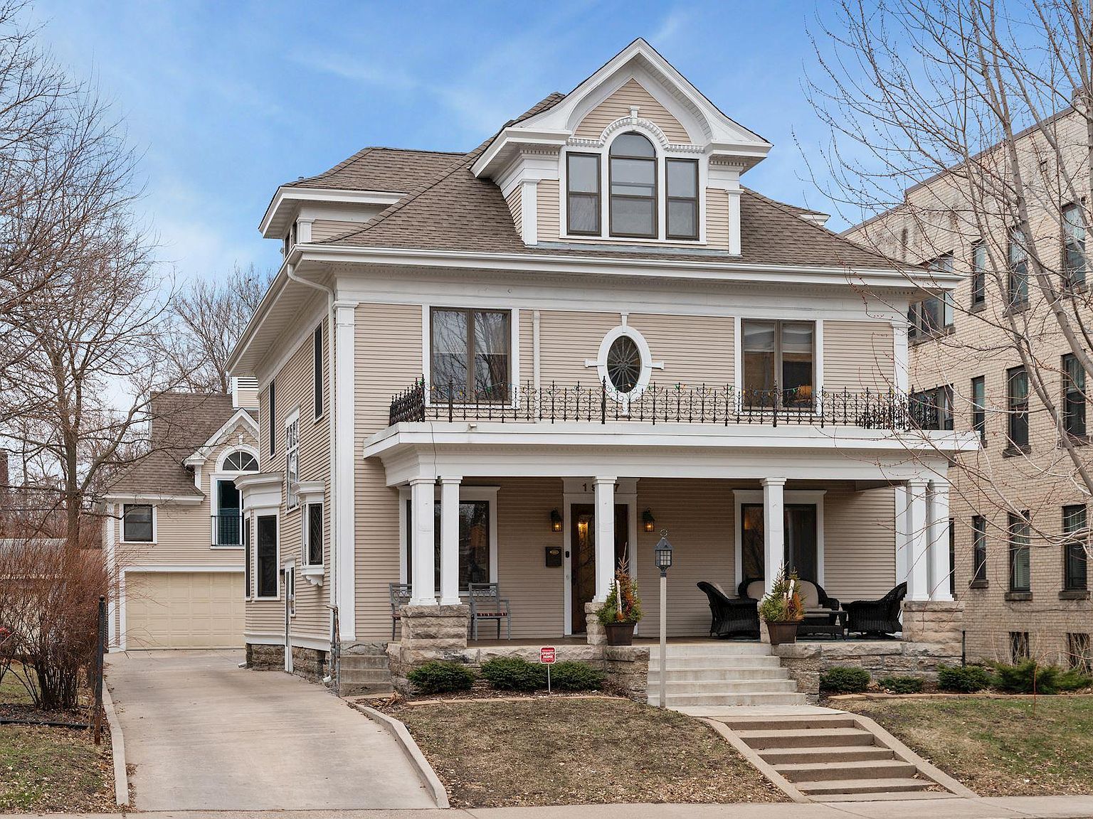 1907 Dupont Ave S, Minneapolis, MN 55403 | MLS #6378764 | Zillow