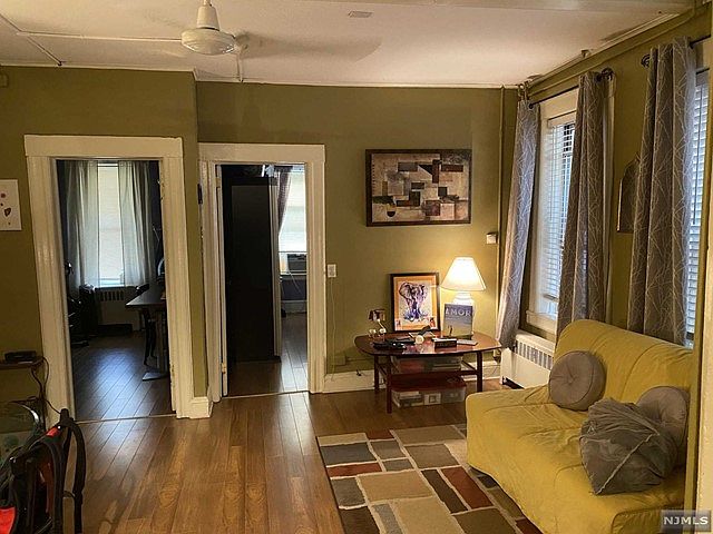 218 S Broad St APT 7, Ridgewood, NJ 07450 | MLS #23010839 | Zillow