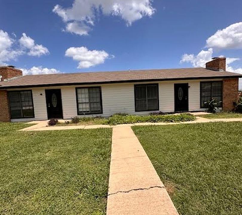 3413 Pewitt Dr, Waco, TX 76706 | Zillow