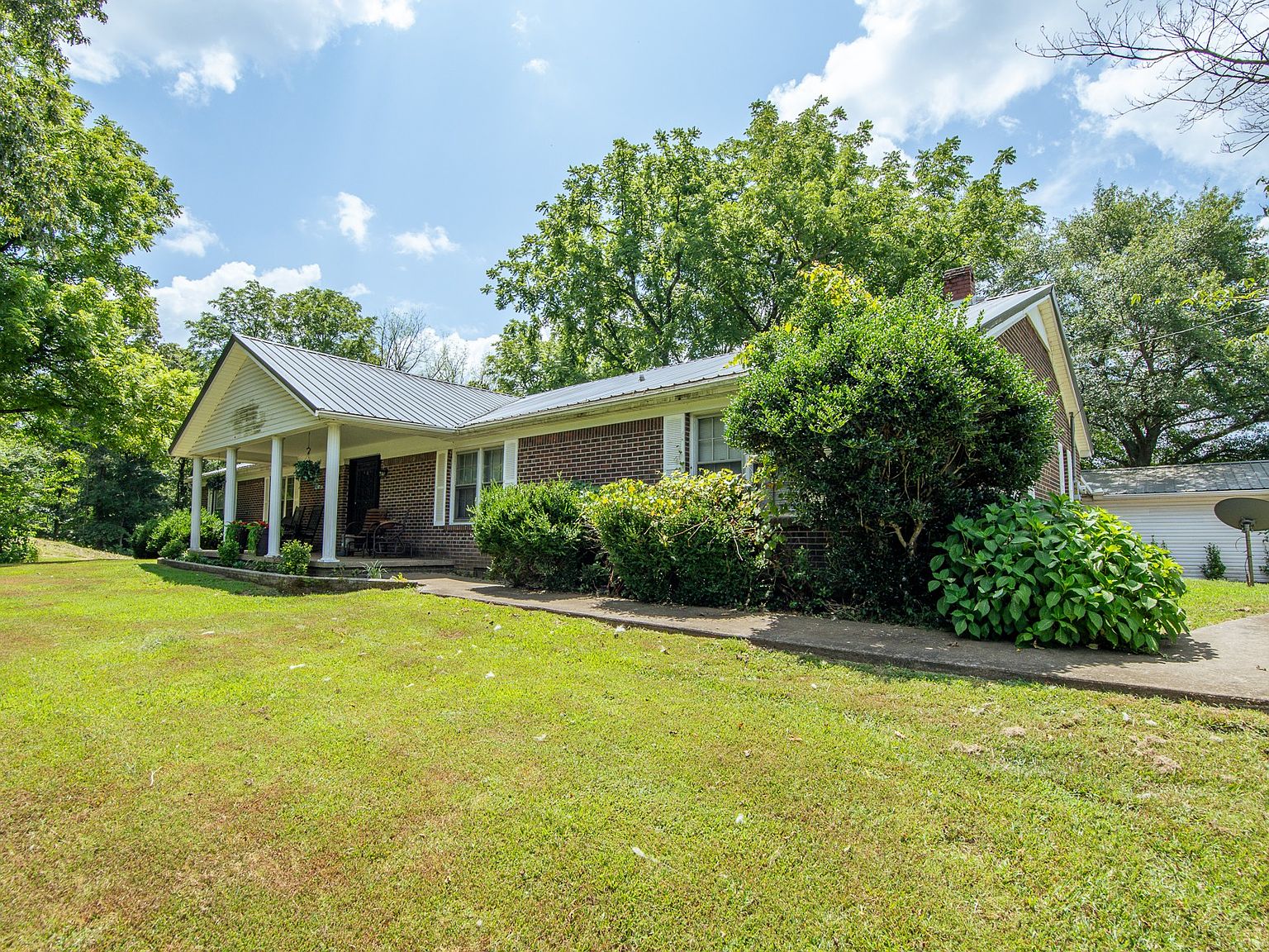 320 Rabbit Ranch Rd, Henderson, TN 38340 | MLS #2963172 | Zillow