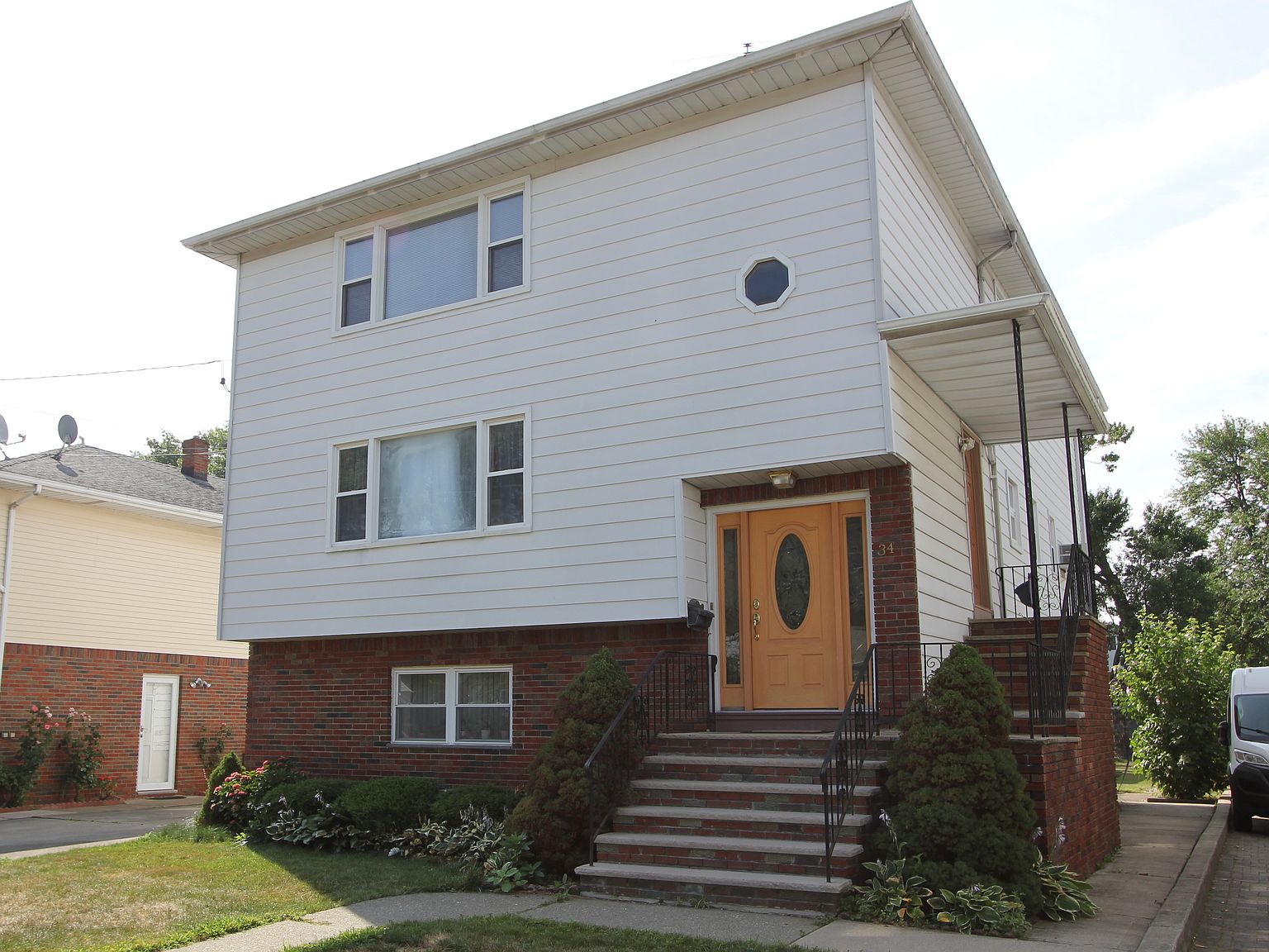 34 North St FLOOR 2, Elmwood Park, NJ 07407 | Zillow