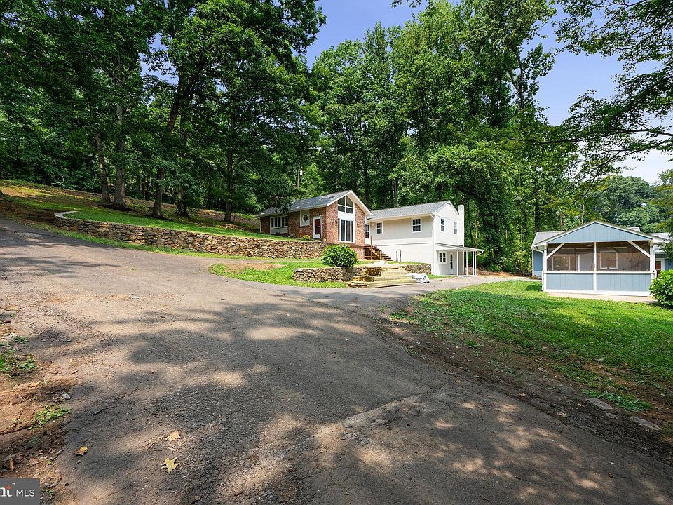 5333 Merry Oaks Rd, The Plains, VA 20198 | MLS #VAFQ2008934 | Zillow