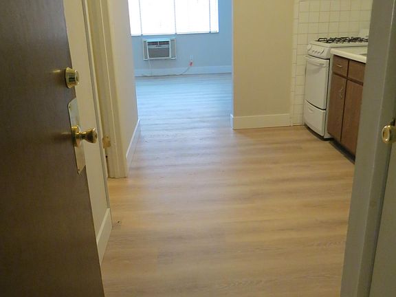 7396 Maple Ave, Saint Louis, MO 63143 | Zillow