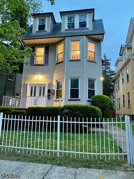 40-42 Treacy Ave, Newark, NJ 07108 | MLS #3870224 | Zillow