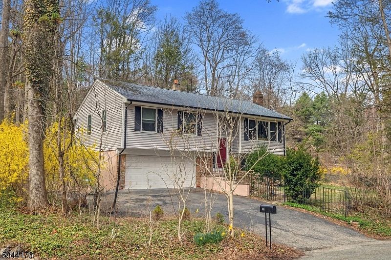 191 Kakeout Rd, Kinnelon, NJ 07405 | Zillow