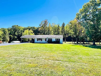 309 Old Hoppertown Rd Russell Springs KY | Zillow