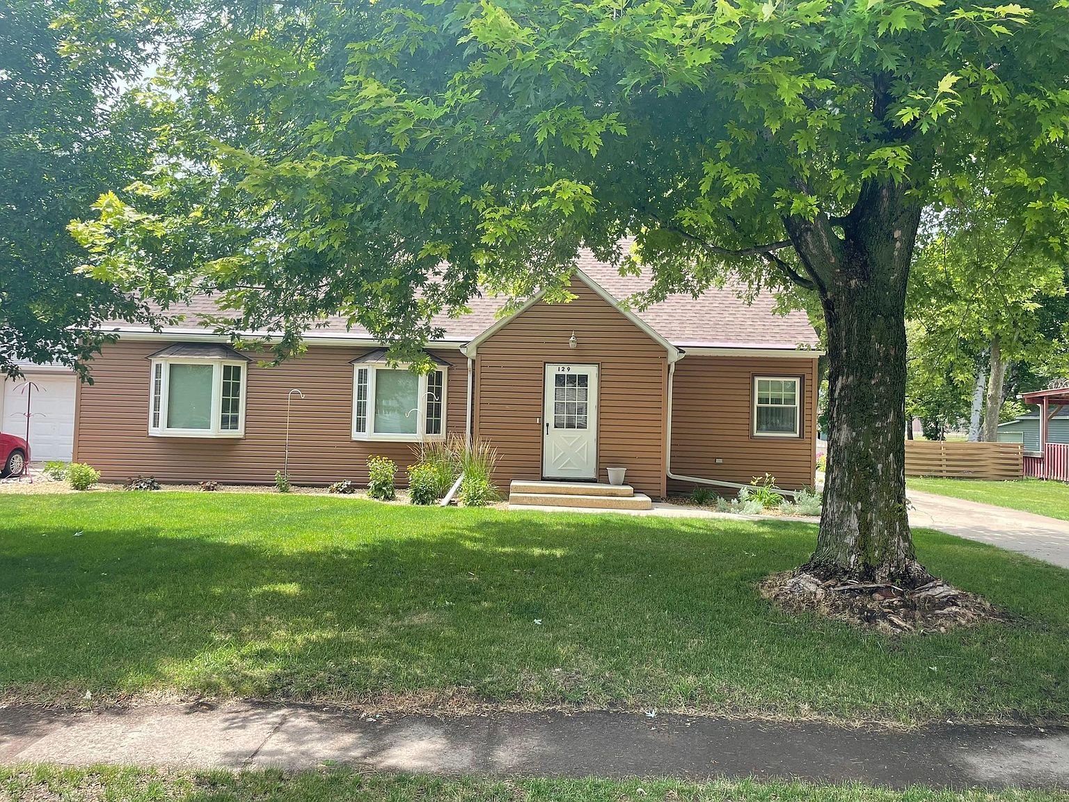 129 Maple St, Tyler, MN 56178 | MLS #6401311 | Zillow