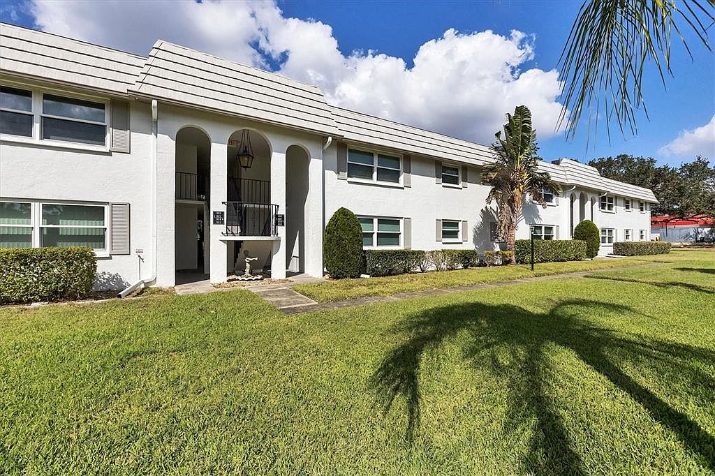 5800 Hollywood Blvd APT 312, Sarasota, FL 34231 | MLS #A4650343 | Zillow