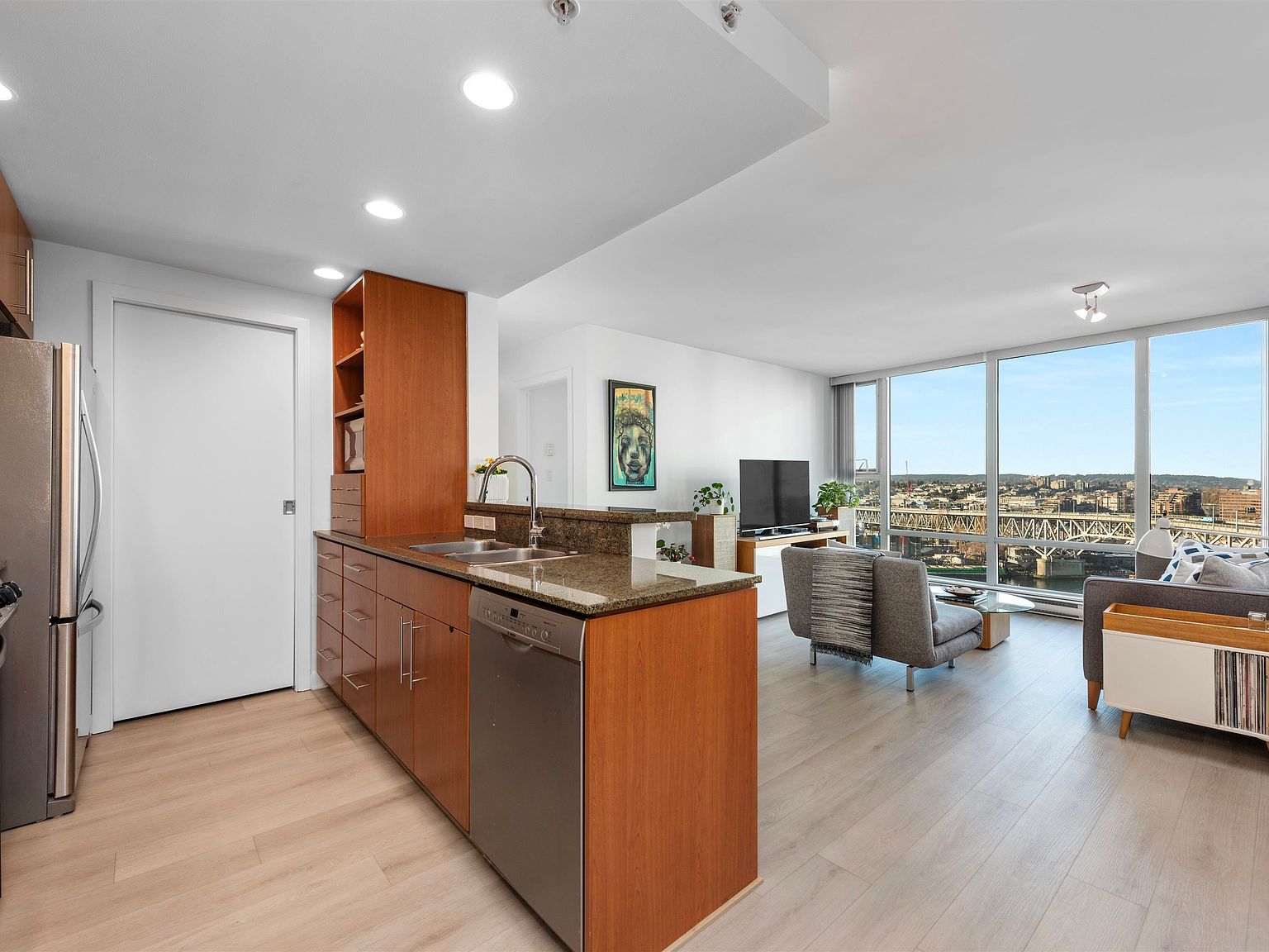 455 Beach Cres #2105, Vancouver, BC V6Z 3E5 | MLS #R2964272 | Zillow