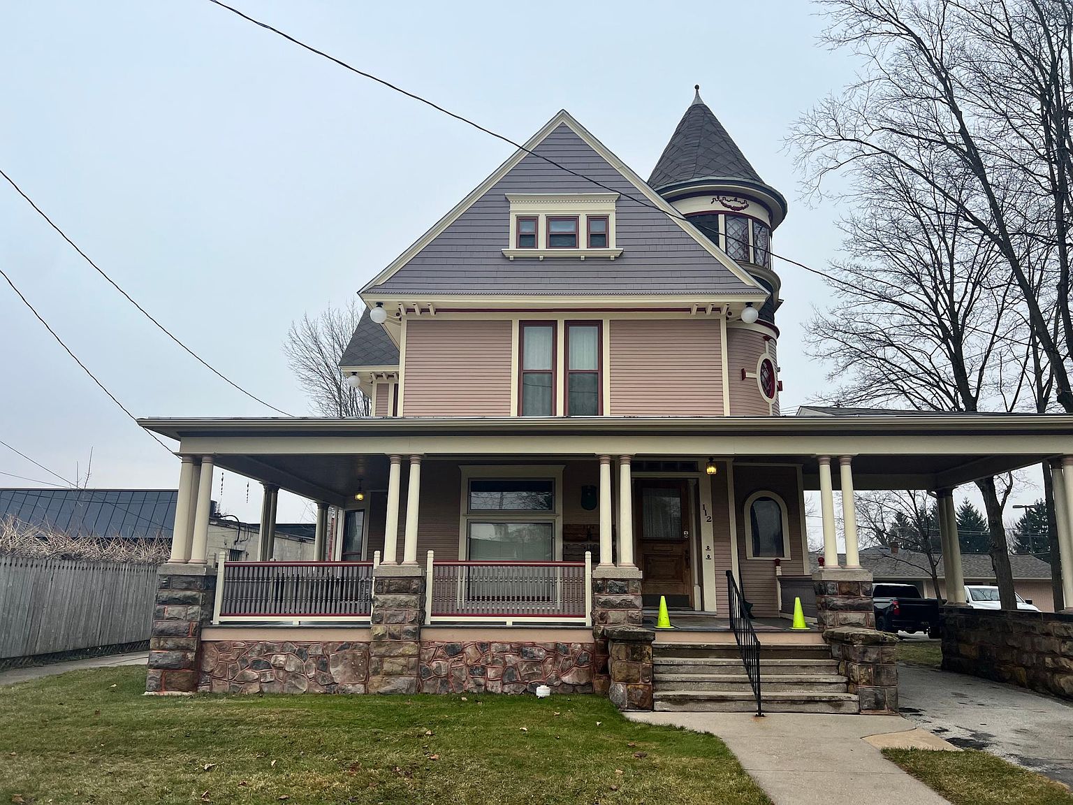 112 N Jefferson St #2, Lowell, MI 49331 | Zillow