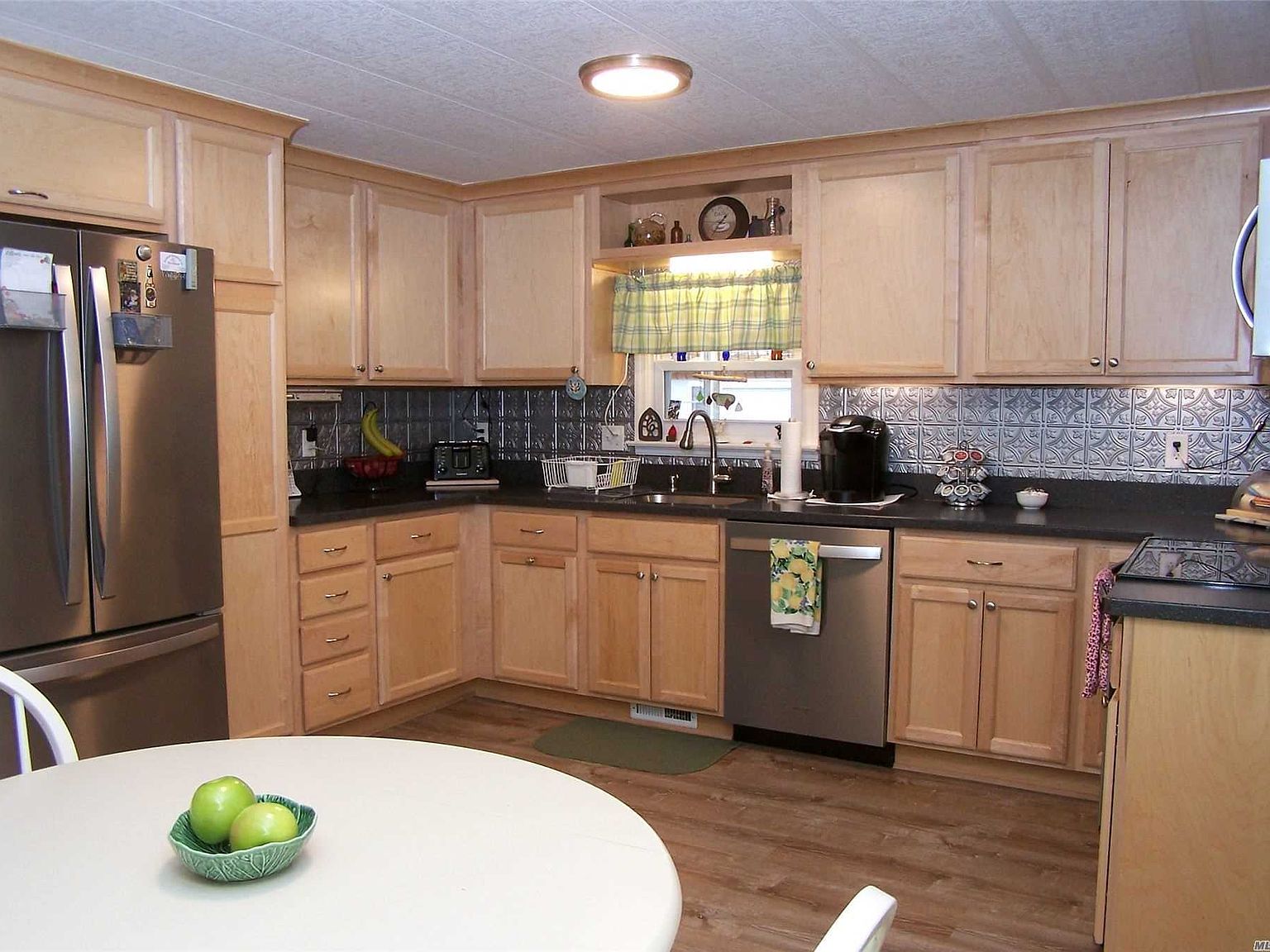 1407-65 Middle Rd, Calverton, NY 11933 | Zillow